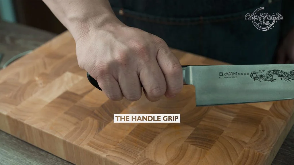 How to hold your Chef's Knife - Knife Gripping Styles - ChefPanko